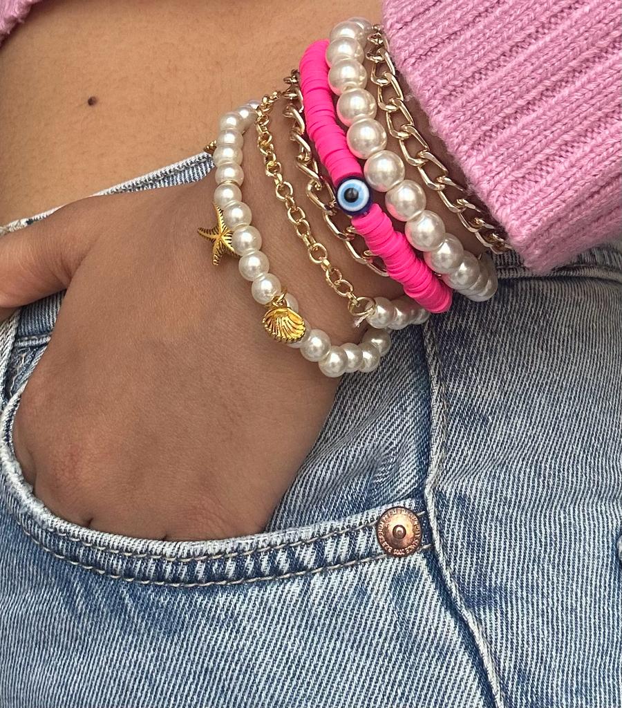 Women Bracelets – Dazzleish